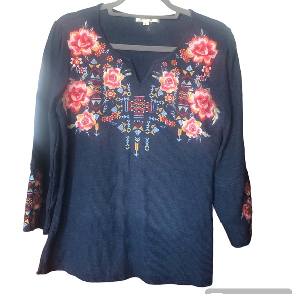 ANDREE BY UNIT | Tops | Andree By Unit Embroidered Waffle Thermal Knit ...